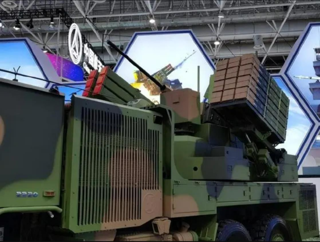 量大管饱！一车96枚导弹，中国FK3000，治愈“火力不足恐惧症”