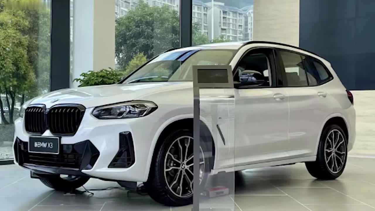 宝马新X3到店实拍！2.0T+8AT动力，奔驰GLC不香了|新车实拍|汽车视频|8AT变速器_新浪新闻
