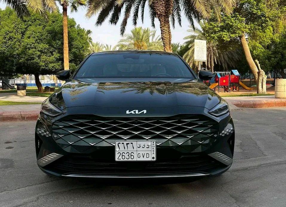 韩系车中的“奥迪A6L”！起亚K8实拍，长超5米，搭3.5L V6动力