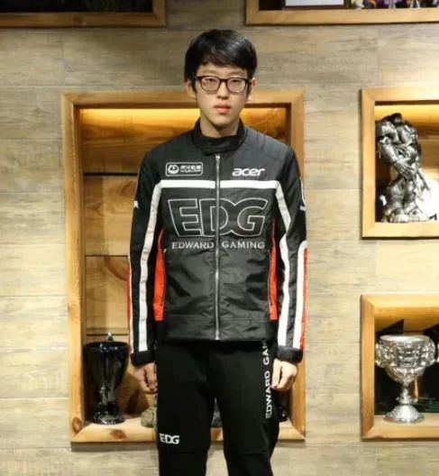 7年缘分已尽！EDG.Scout断开链接，LNG.Scout上线！