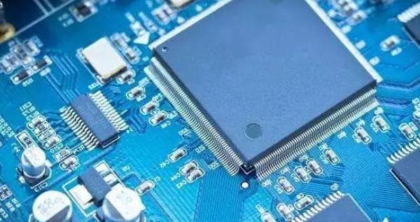 40nm 主频200MHz 国产自研芯片下线 明年实现装机应用1000万片|芯片|冰箱_新浪新闻