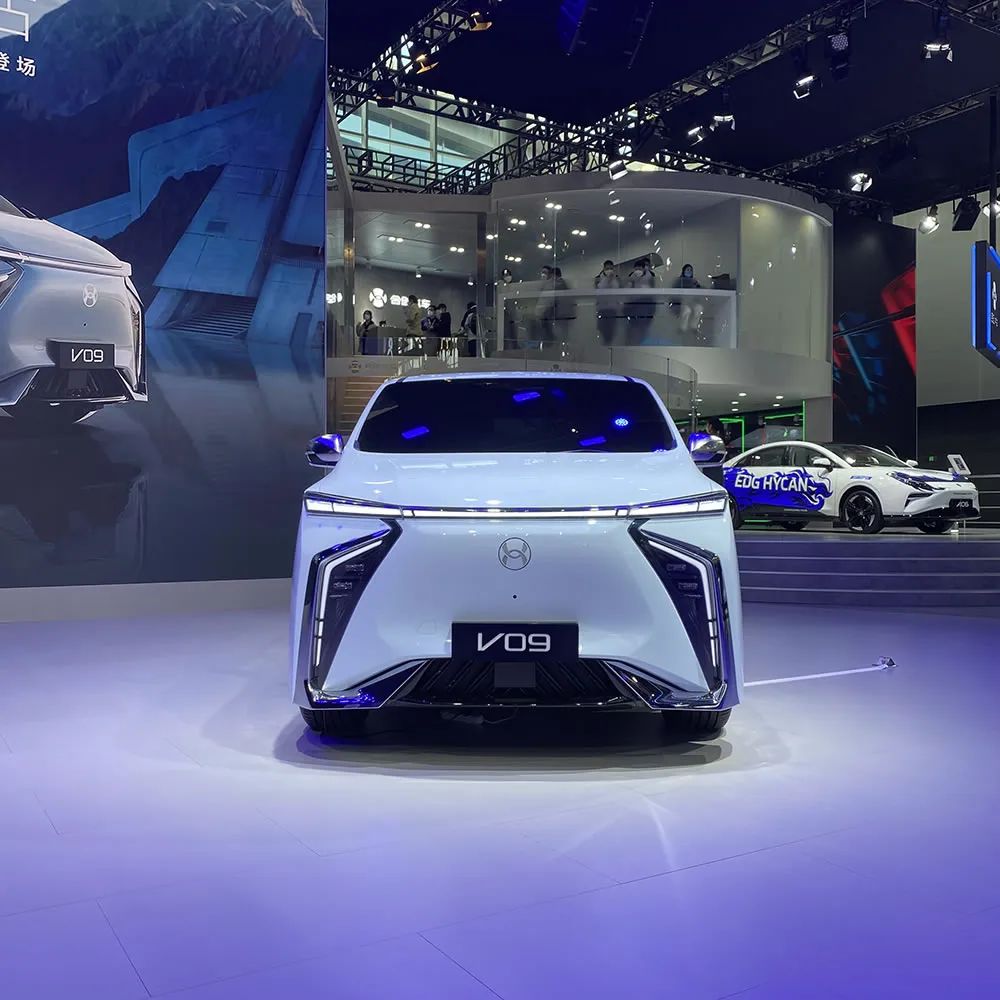 纯电高端MPV再添新星，对标腾势D9！合创V09值得期待吗？