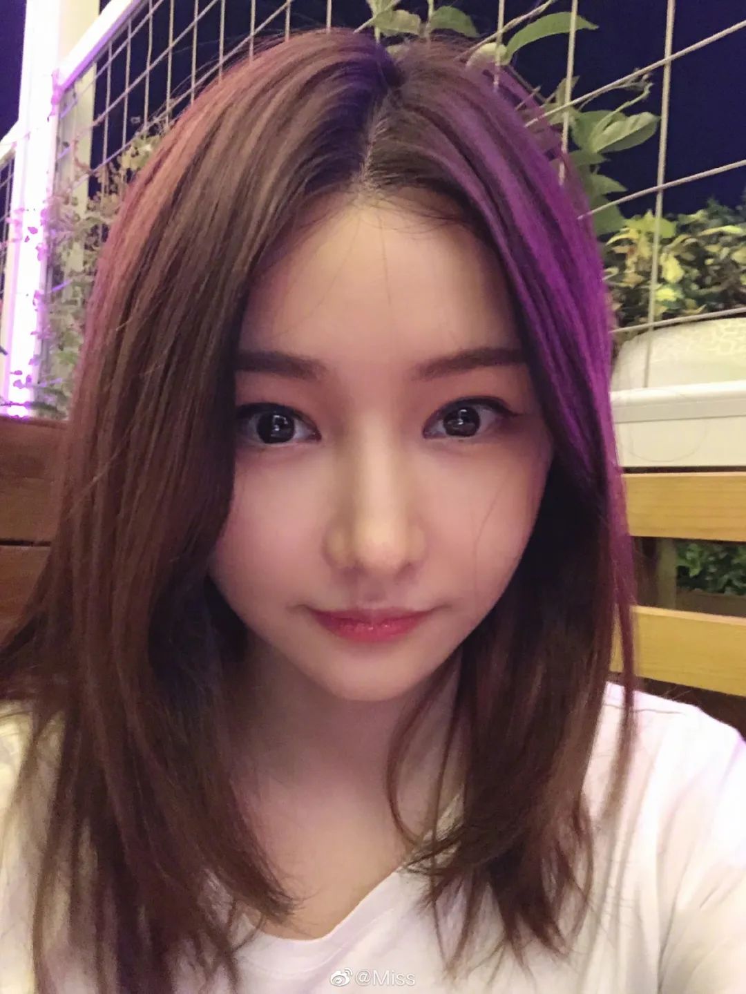 LPL新赛季队服曝光，WBG像赛车服，LNG最受好评