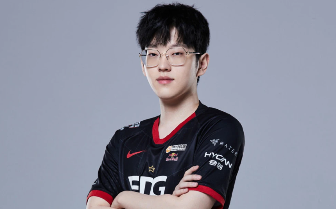 韩媒盘点转会期离开母队选手！LCK有三人，LPL小学弟引网友热议|选手|战队|三人_新浪新闻