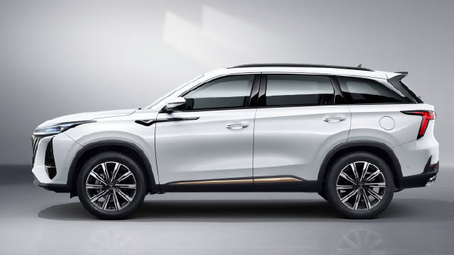 月销超3万！CS75PLUS插混版本已就位，1.5T配电机，续航1200KM|花边趣闻|紧凑级车|新能源_新浪新闻