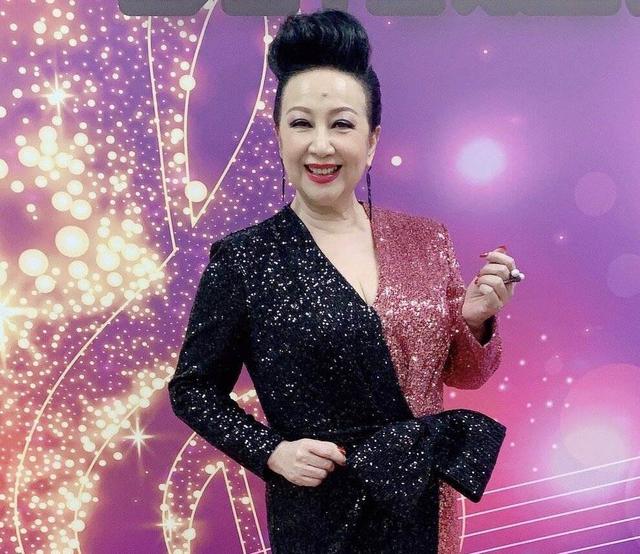 遗憾！TVB知名老戏骨突然与小17岁内地男友分手，宣布不会再结婚