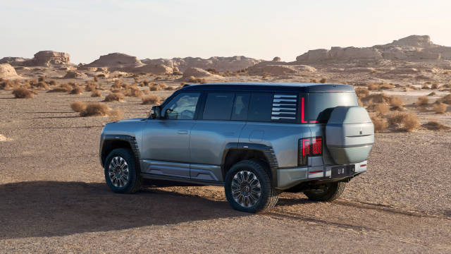 仰望U6？登陆舰MPV，电动皮卡，比亚迪多款新车排队等候上市|新车计划|汽车视频|MPV_新浪新闻