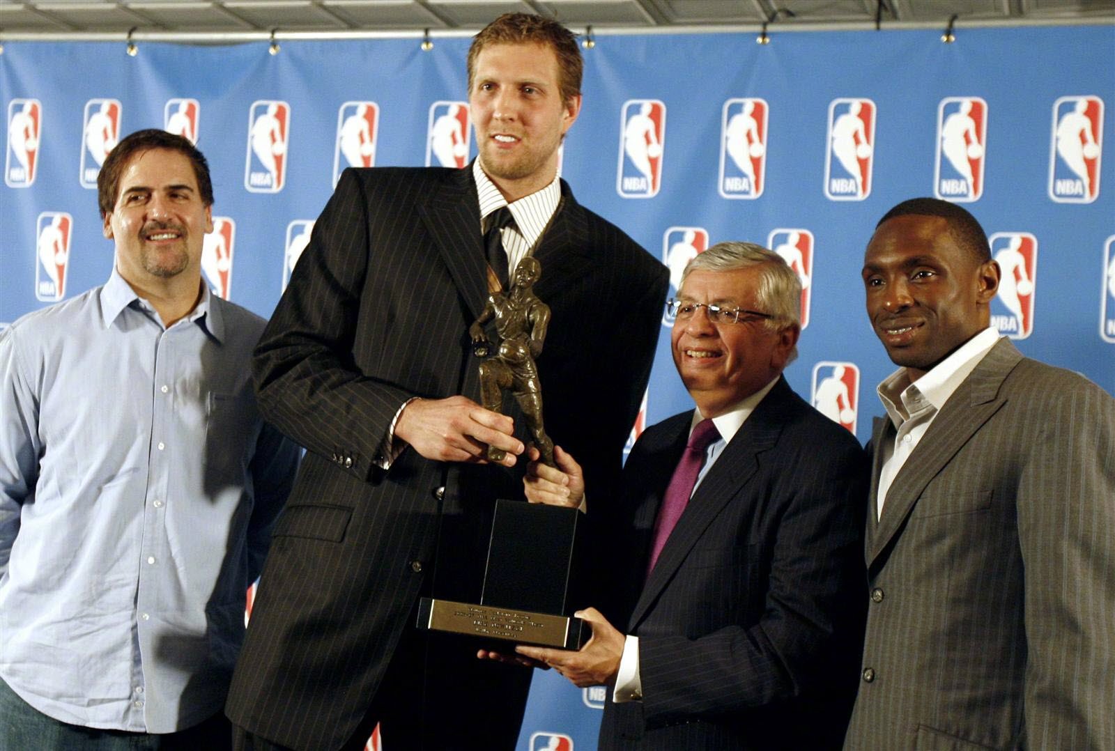 21世纪NBA中那些只拿过1次MVP的球星 -哈登，2018 -威少……|NBA|MVP|詹姆斯·哈登_新浪新闻