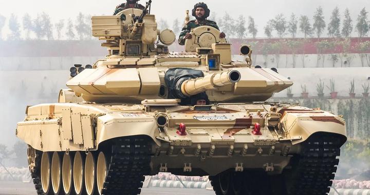 借鉴俄乌冲突，印度决定升级其俄制坦克， 推出T72和T90坦克混合体|印度|T90坦克|战争_新浪新闻