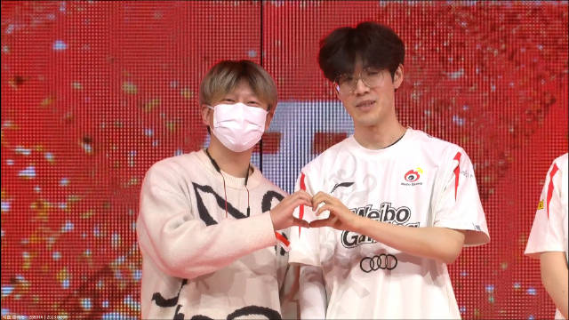 TheShy五连比心W4D1：FPX 0-2 WBG|TheShy|fpx_新浪新闻