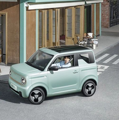 3.99万起！吉利熊猫mini上市，能否打得过宏光MINIEV呢？-新浪汽车