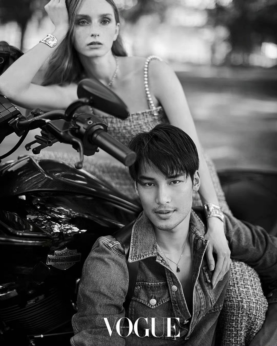 Apo Vogue Thailand 二月号十周年刊，悠闲度假风情……|Vogue_新浪新闻