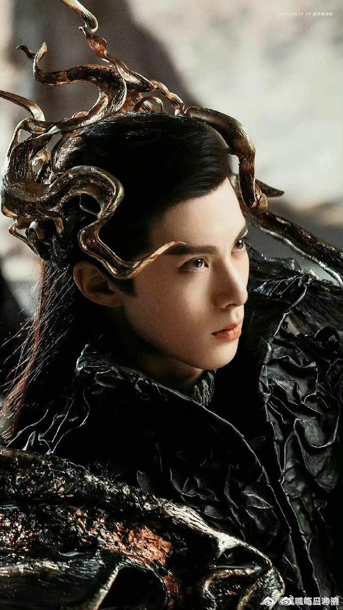 网传《向祖师献上咸鱼》主演暂定赵露思王鹤棣……