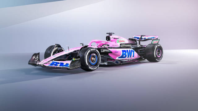 Alpine车队2023赛季F1新车A523全景展示……|赛事活动|汽车视频|雷诺_新浪新闻