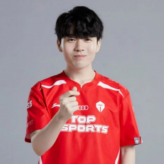 Rookie看RNG大胜惊叹：好猛，这谁打得过，水友表示信你个鬼