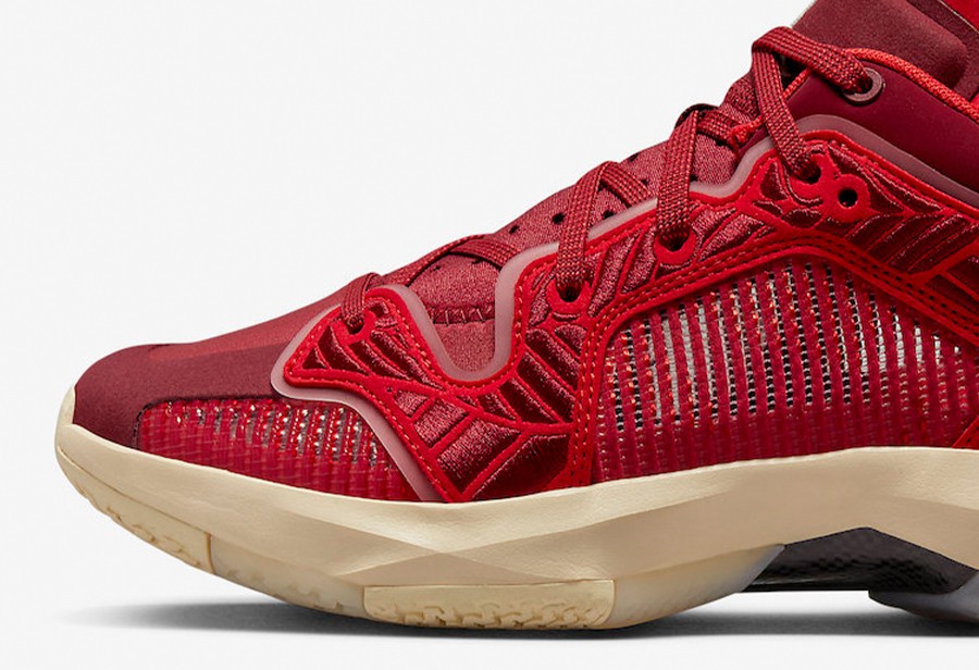 全新 AJ37 Low 官图曝光！网友：这配色没的说！