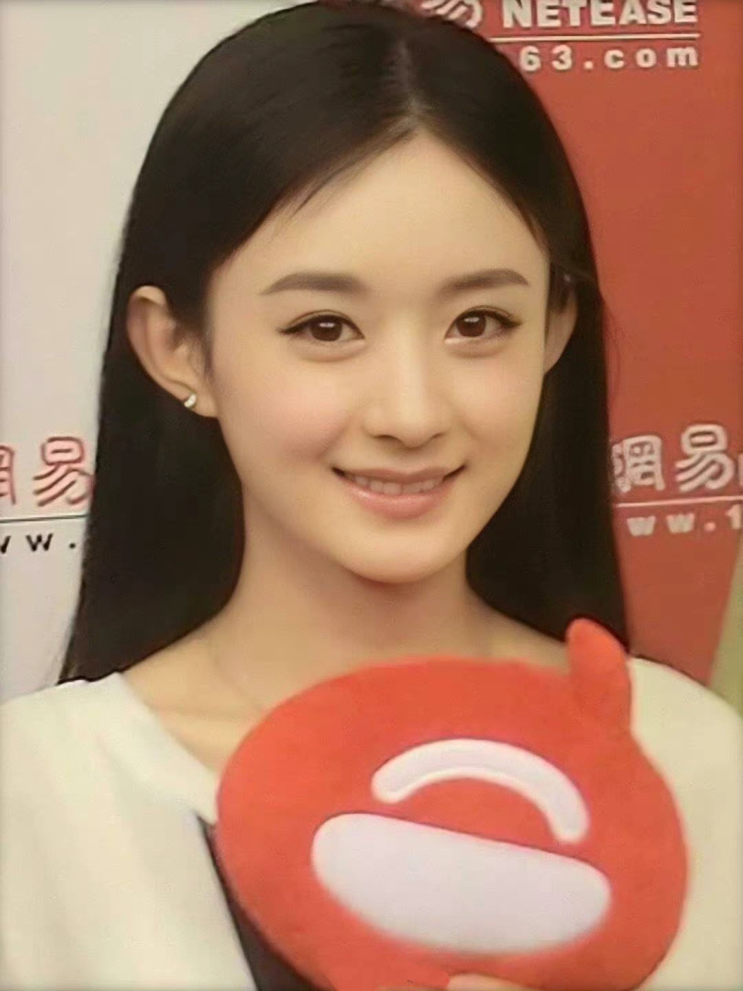 回头看赵丽颖早期照片,颜值真的被低估了 赵丽颖 新浪新闻