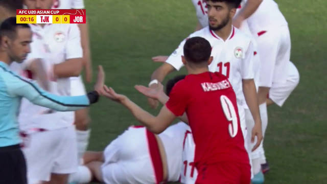 U20亚洲杯约旦与塔吉克斯坦比赛发生了令人意想不到的一幕……|亚洲杯|U20|塔吉克斯坦_新浪新闻