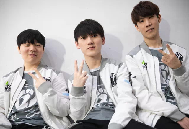 LPL10周年评选选出你心目中的十大选手|lpl|TheShy|打野_新浪新闻