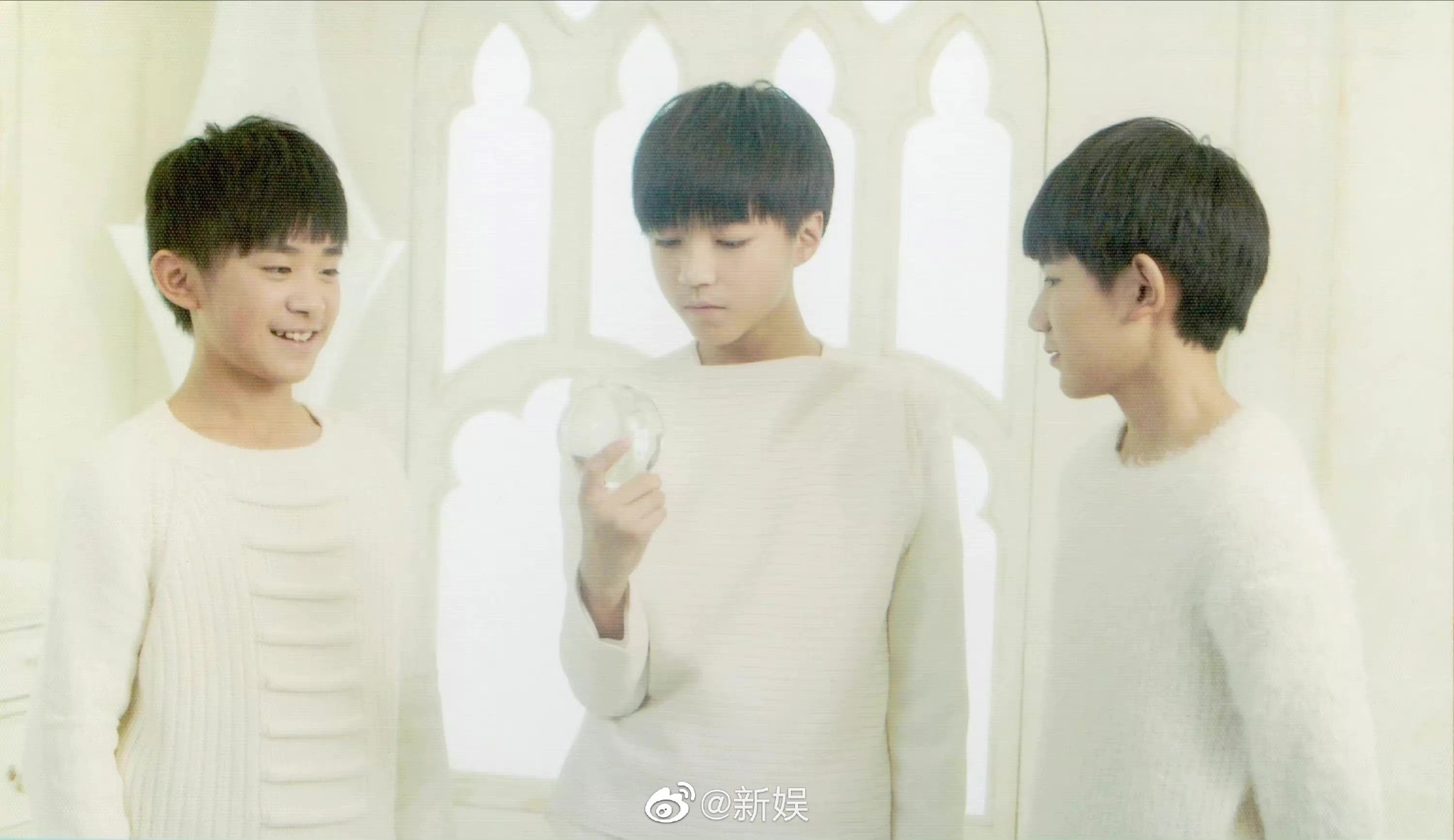 TFBOYS《魔法城堡》发布居然9周年了！
