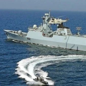 巴基斯坦联合演习！2艘054AP护卫舰领航，大佬却是中美双舰|巴基斯坦|054A|中美_新浪新闻