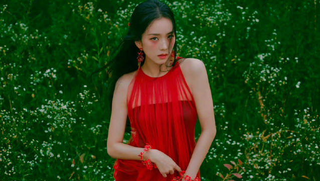 BLACKPINK成员Jisoo金智秀solo首单꽃FLOWER_新浪新闻