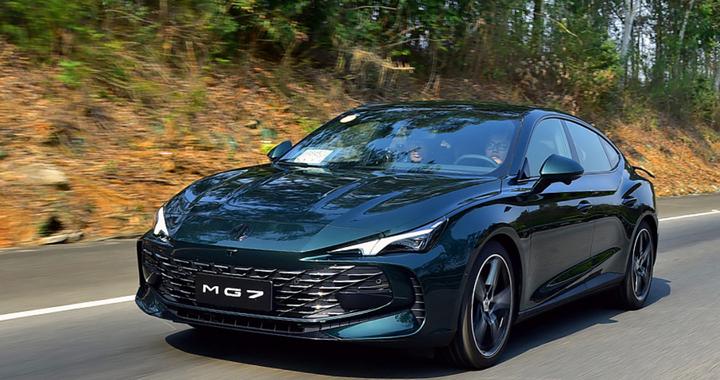 11.98万起，名爵MG7细节经不起推敲，想翻身依旧难关重重？-新浪汽车