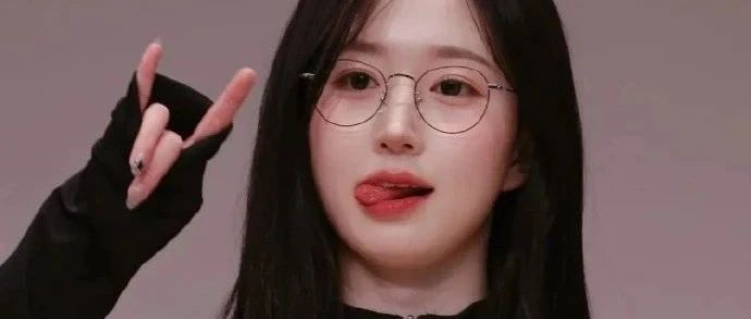 韩国超人气女团队长Cos Faker，网友彻底沦陷了！|Faker|韩国|T1_新浪新闻