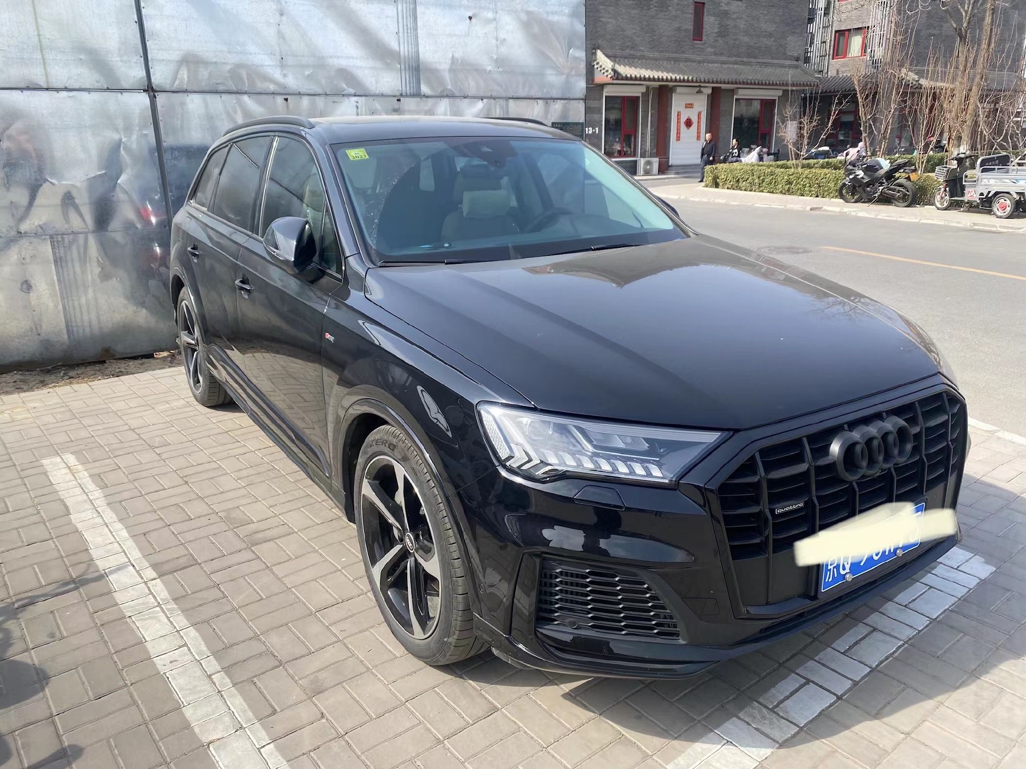 奥迪Q5L：一款具有时尚感与实用性的SUV