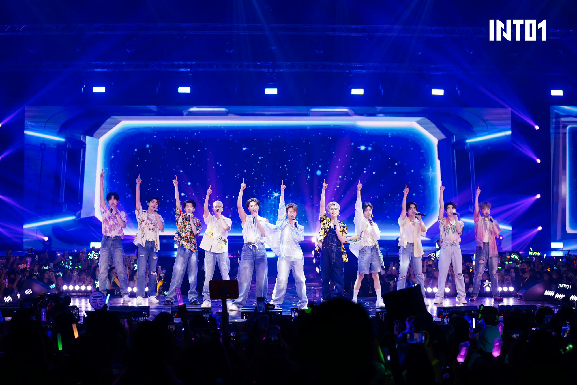 into1上海站演唱会抢票……|into1|演唱会|刘宇_新浪新闻