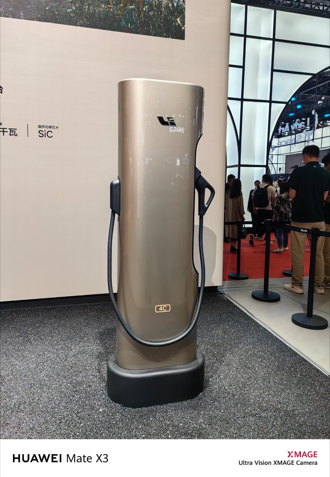 先来理想这儿看看800V战略，480kw的4C充电桩是重点……-新浪汽车