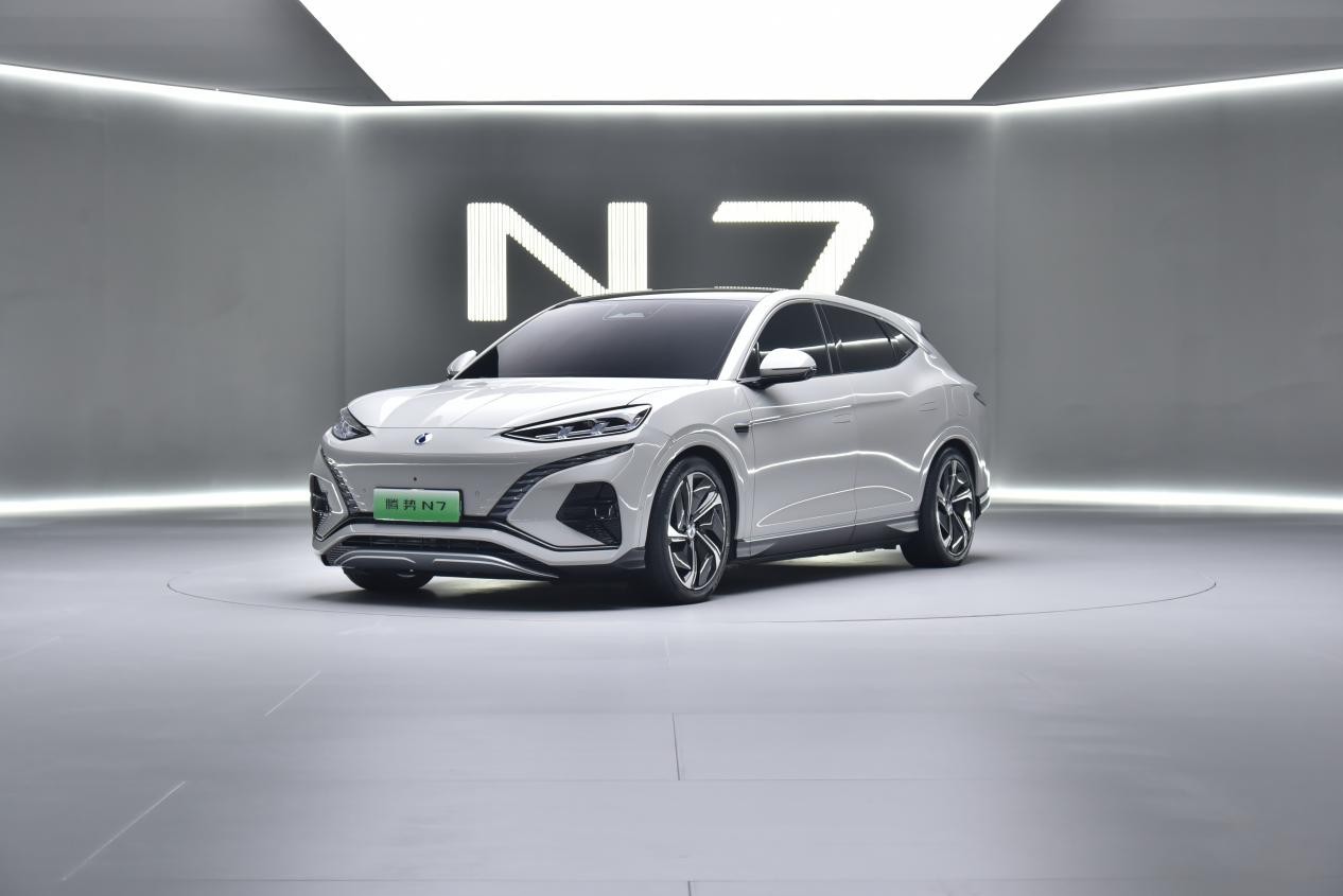 盲订6小时订单达到5367台 腾势N7猎跑SUV火爆出圈-新浪汽车