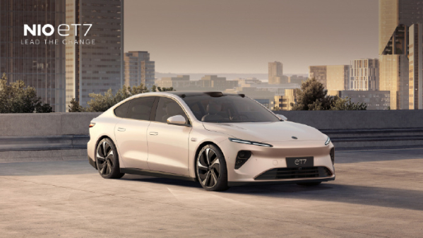 45.8万起！2023款蔚来ET7上市 超15项产品更新和升级-新浪汽车