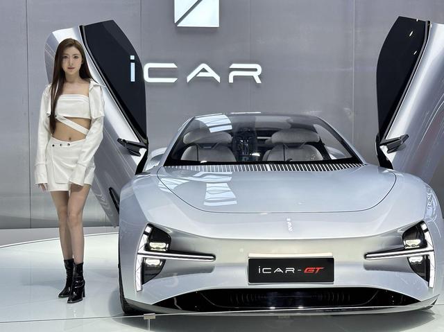 iCAR品牌亮相，自主品牌再拓高端新能源车市场