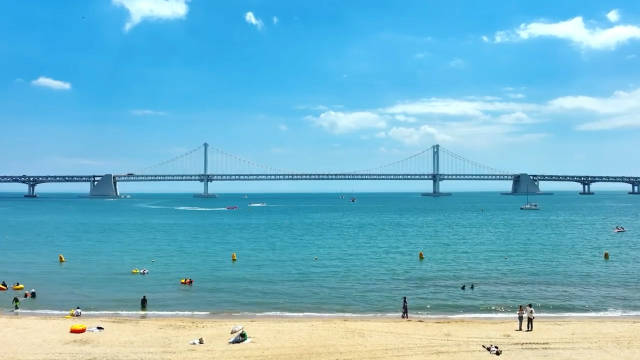 LCK官方发布S13世界赛宣传片： 这是我的城市 | 釜山 旁白 Canyon|LCK官方|英雄联盟_新浪新闻