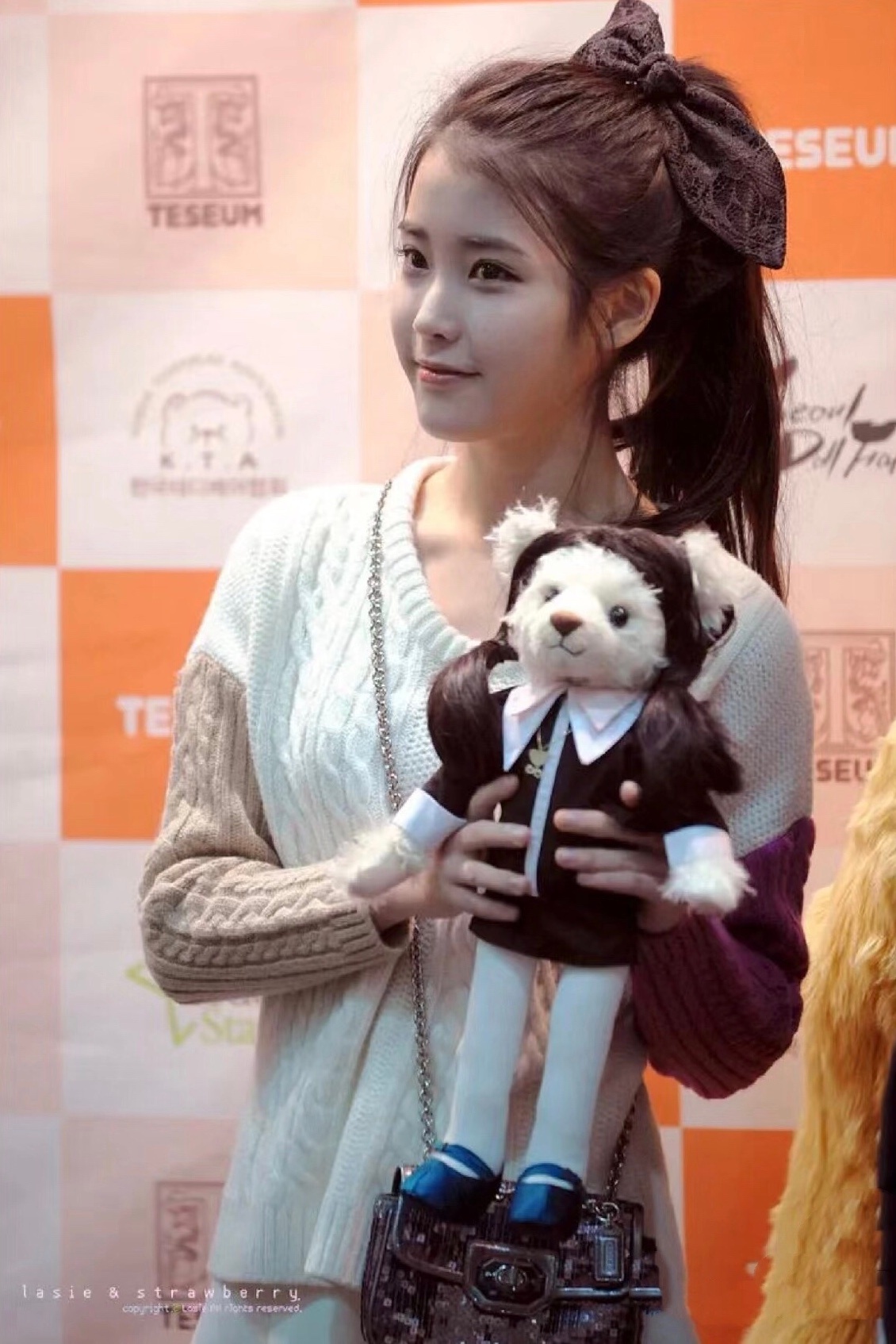 y2k风格的iu|IU_新浪新闻