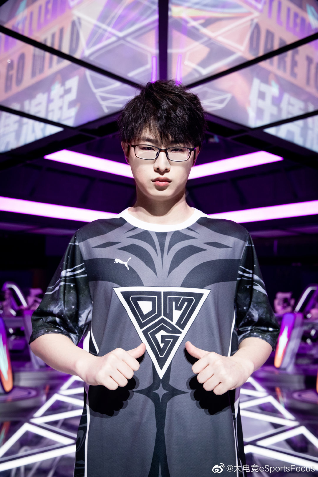 今日下午将迎来OMG、WHG、EDG、TE、TT、WBG六支战队的比赛！|edg|英雄联盟手游_新浪新闻