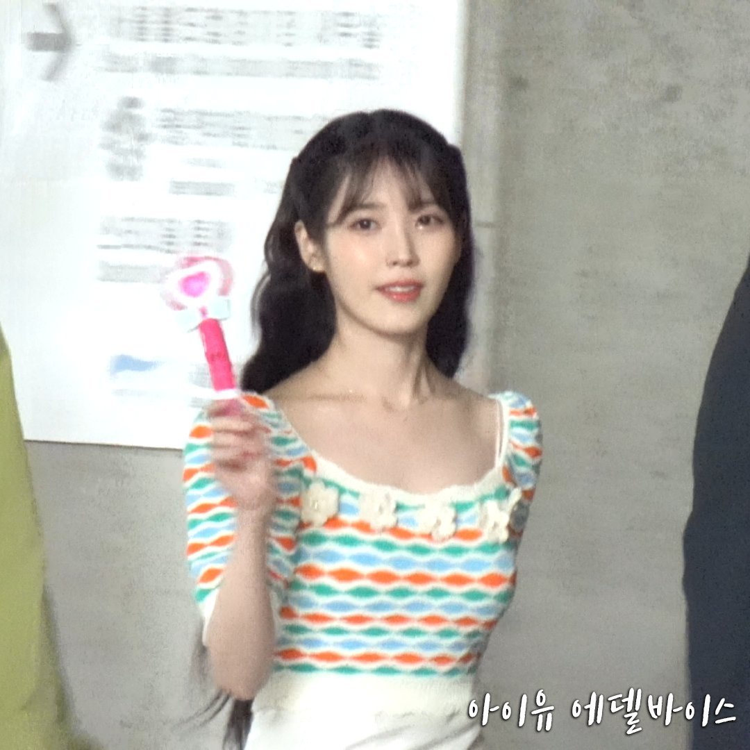 今日份的公主头iu，好甜|公主头|IU_新浪新闻