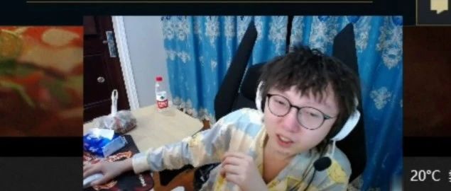 两极反转？MLXG：RNG欠我300W，反手起诉我赔5000W|虎牙|恶意欠薪|战队_新浪新闻