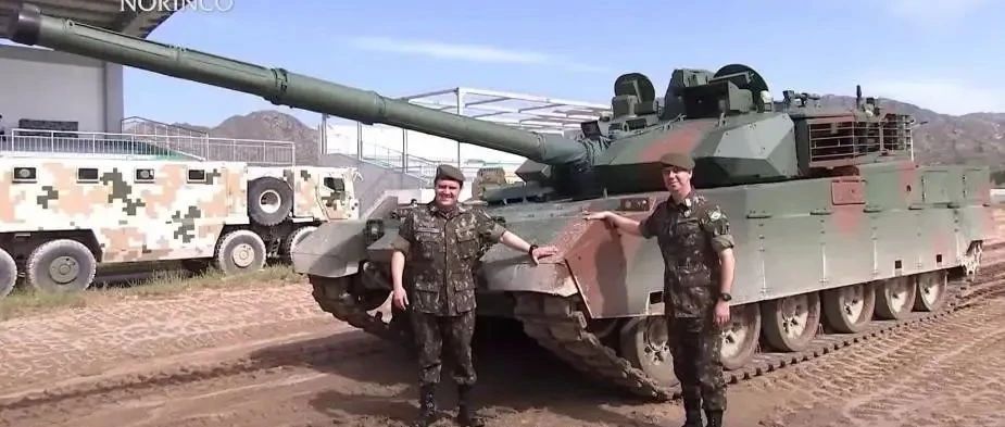 国产VT4坦克被南美第一大国看中！买65辆，但要换西方坦克炮|主战坦克|巴西|坦克_新浪新闻