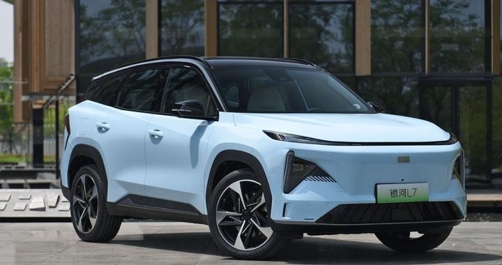 新一代电混SUV，综合续航1370km，吉利银河L7实力如何？-新浪汽车