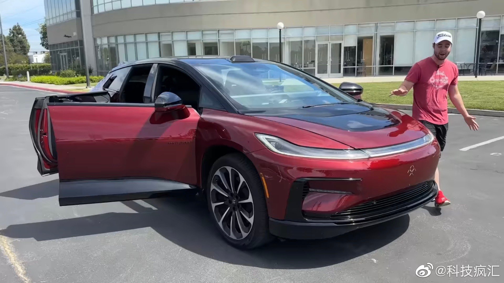 法拉第FF91媒体试驾视频陆续看到……-新浪汽车