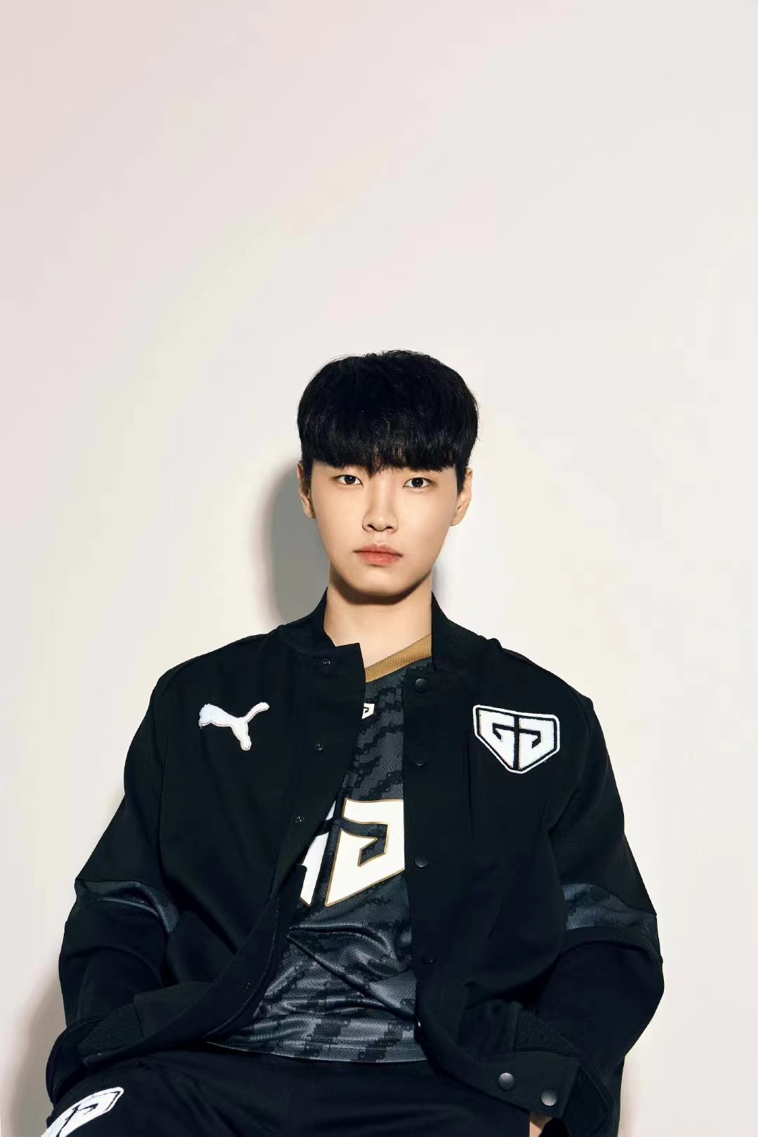 今天也是Chovy选手在LCK出道五周年的纪念日……|纪念日|选手|比赛_新浪新闻