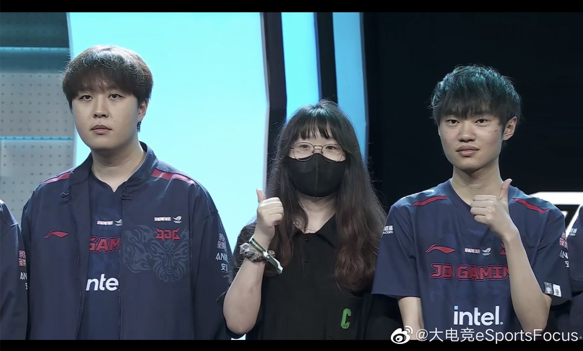 2023LPL夏季赛 JDG 2-0 NIP 赛后粉丝互动环节|夏季赛|jdg_新浪新闻