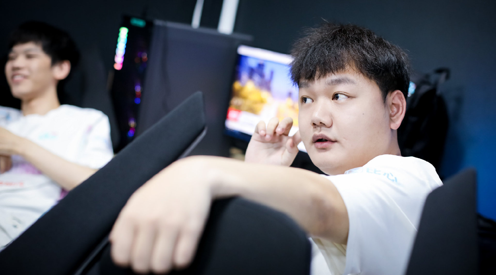 赛高专访BLG.Yagao：夏天的BLG就是配合更好的队伍|blg|Yagao|电子竞技_新浪新闻