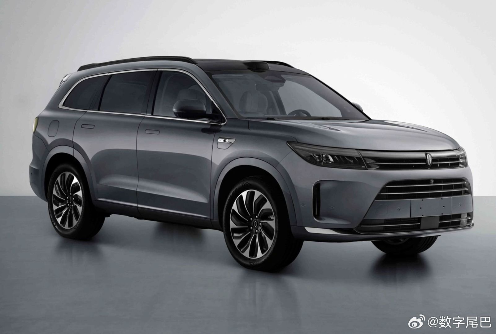 新增五座、搭载华为 ADS 2.0，问界 M7 智驾版将和理想 L7 硬刚！-新浪汽车