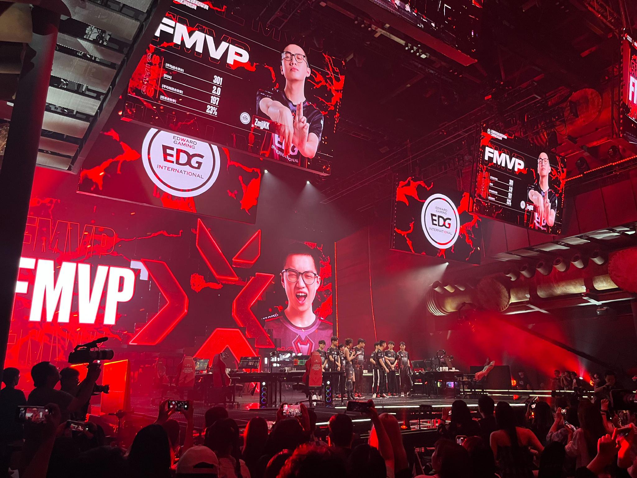 恭喜@EDGZmjjKK 获得FMVP|Fmvp|edg|blg_新浪新闻