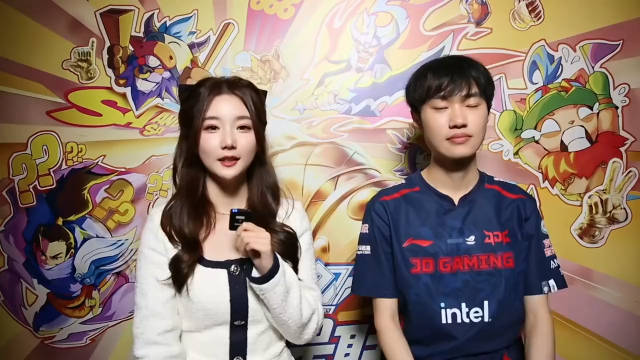 LPL解说Kitty专访knight：最想学的英文是“我想成为世界冠军”|lpl|knight|英雄联盟_新浪新闻