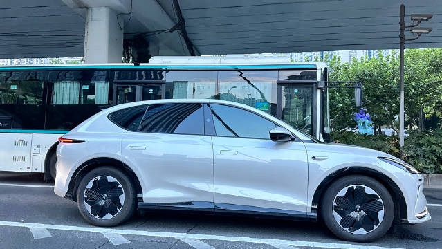 智己LS7 开始第三季度的抢市场啦……|汽车资讯|25-35万suv|新能源_新浪新闻