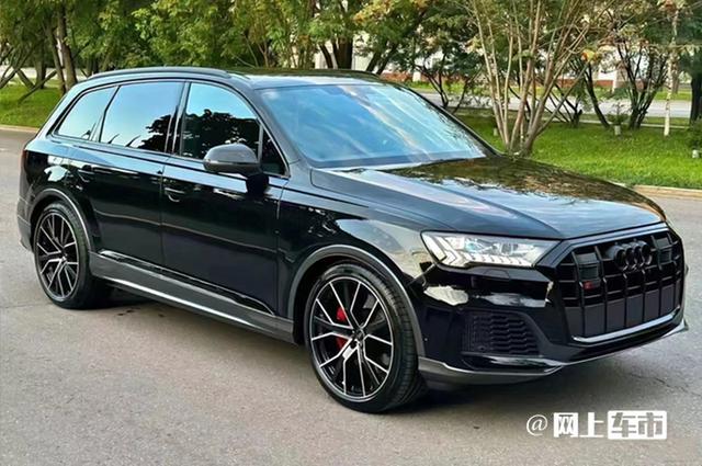 奥迪Q7高性能版11月交付 换4.0T动力 预售116.98万-新浪汽车